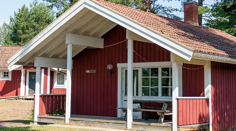 Dommarbackstuga | Enåbadet – Rättvik | First Camp